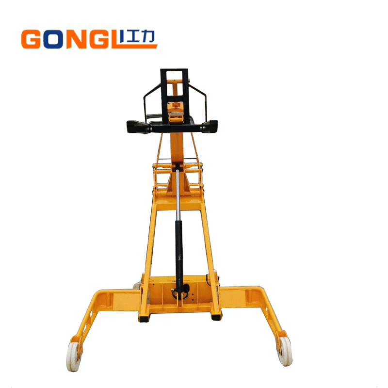GL0119 Outdoor Curved Boom Loading Truck